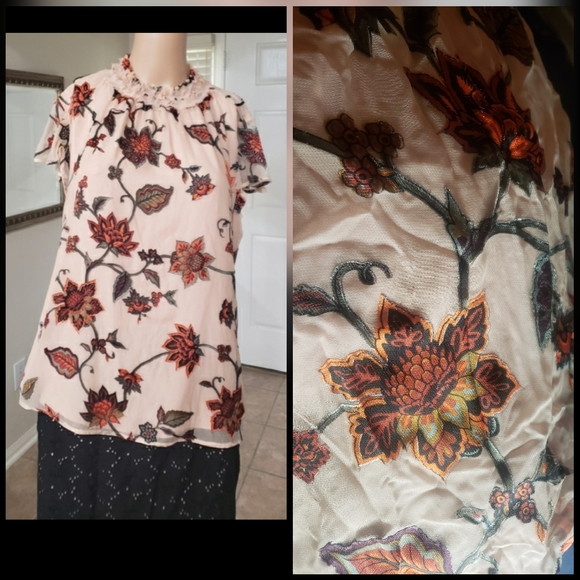 Daniel Rainn | Tops | Daniel Rainn Pm Vivid Climbing Flowers Tiered Raw ...